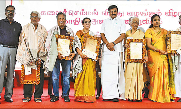 Kalai Semmal Award for Painting and Sculptors: Presented by Minister M ...