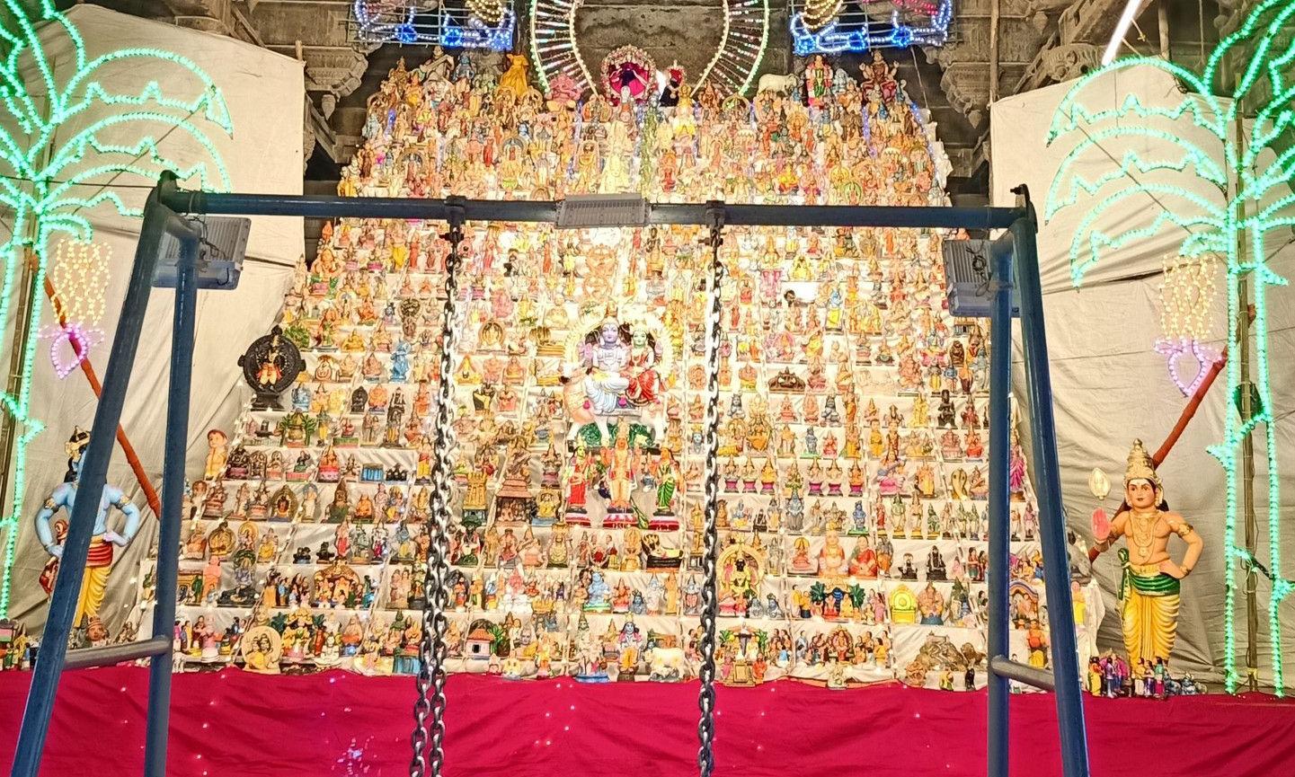 Grand Kolu at Chidambaram Nataraja temple on the occasion of Navratri festival | நவராத்திரி ...