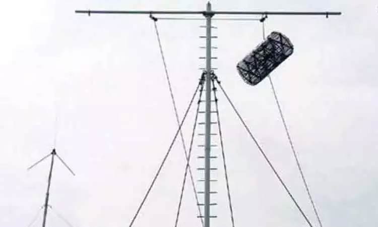 Storm echo: Storm warning cage raised in 9 ports including Chennai ...