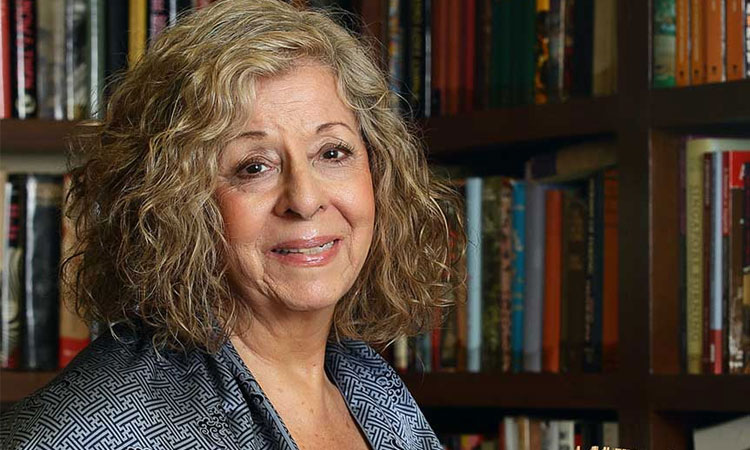 Indian woman writer Meera Chand won the highest award in Singapore ...