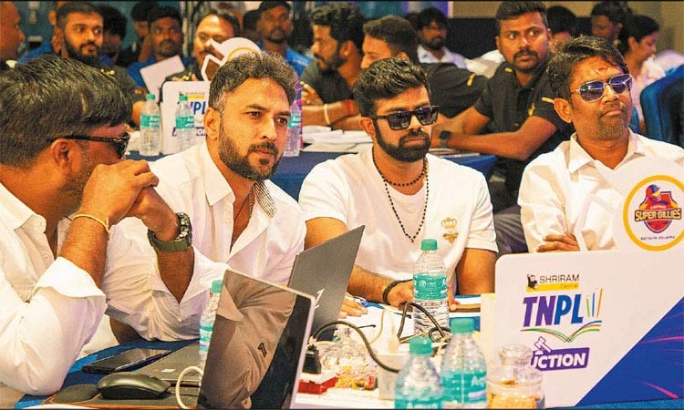 TNPL auction; 61 players bought by 8 teams - details | டி.என்.பி.எல் ...