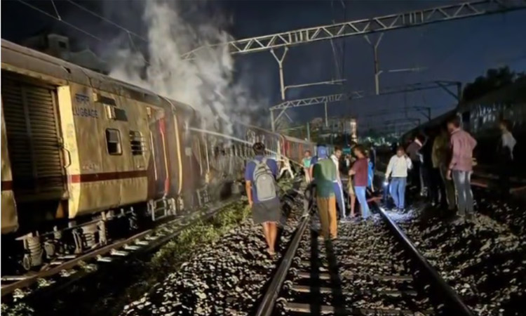 Empty train coach catches fire at railway yard inThane district; no ...