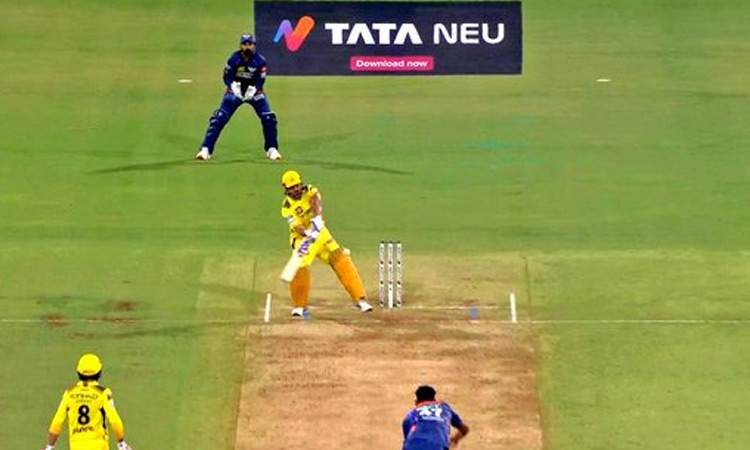 Chennai Super King's Dhoni hitting SIX in Against Lucknow Super Giants ...