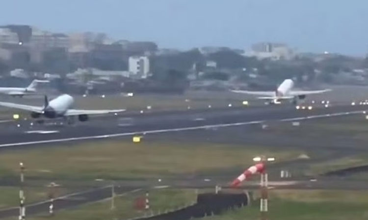 Two planes on the runway at the same time... Confusion at Mumbai ...