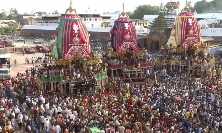 Rath Yatra: Chariot pulling begins in Puri | பூரி ஜெகநாதர் ரத யாத்திரை ...