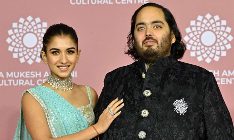 Bomb threat to Ambani house wedding ceremony/அம்பானி இல்ல திருமண ...