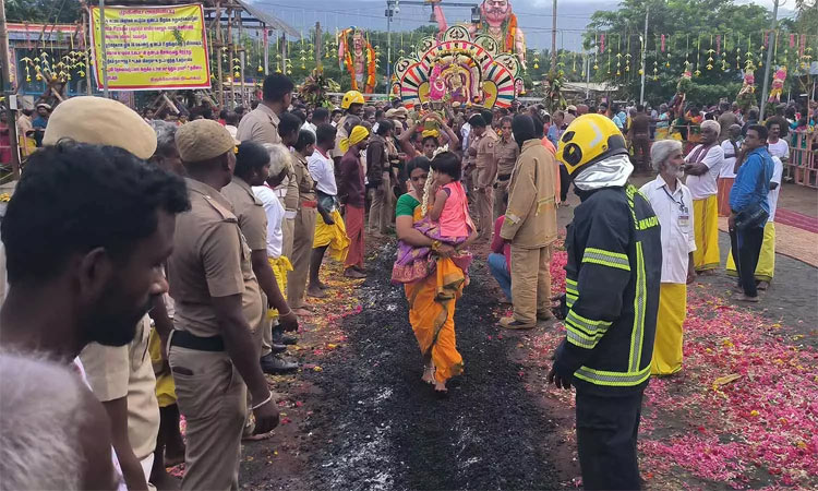 aadikundam festival - Devotees got down Kundam at Vanabadrakaliamman ...