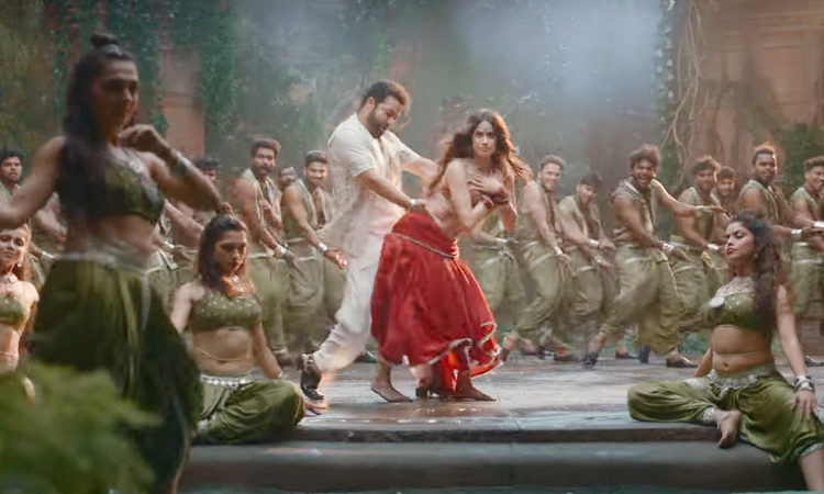 'Daavudi' song from 'Devara' released|வெளியானது 'தேவரா' படத்தின் ...
