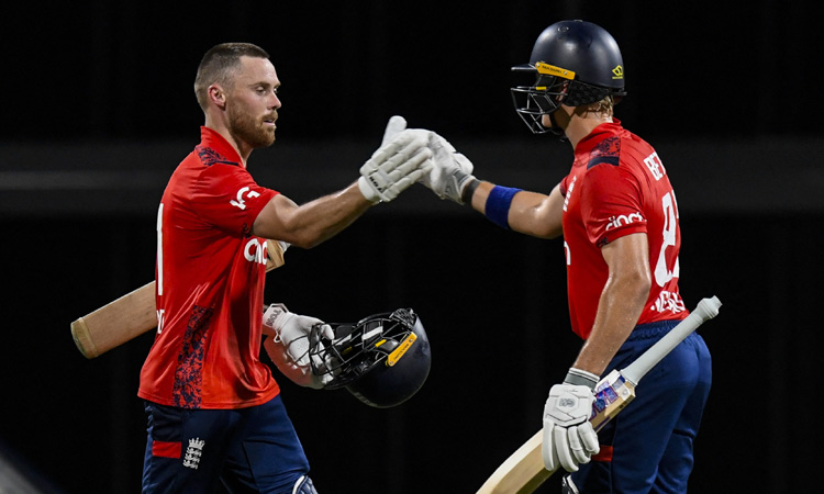 பில் சால்ட் அதிரடி சதம், Bill Salt Action Hundred