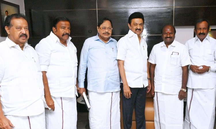 திமுக வேட்பாளர் வி.சி.சந்திரகுமார்| DMK candidate VC Chandrakumar