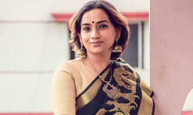 பிரபல பின்னணி பாடகி தற்கொலை முயற்சி - அதிர்ச்சி சம்பவம் | Playback ...