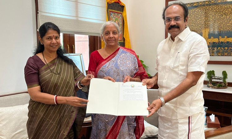 கனிமொழி எம்.பி. மற்றும் அமைச்சர் தங்கம் தென்னரசு சந்திப்பு | Kanimozhi ...