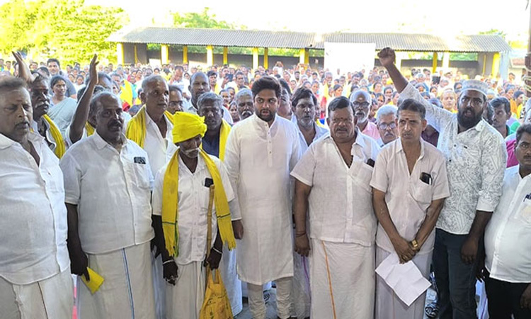 10-ம் வகுப்பு பாடத்தில் எட்டயபுரம் அரசர் குறித்த தவறான வரலாற்றை ...